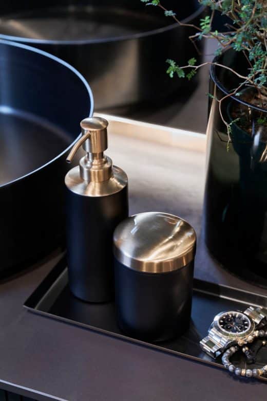 Halvor Bakke Gio boks med lokk - Sengemakeriet Tønsberg